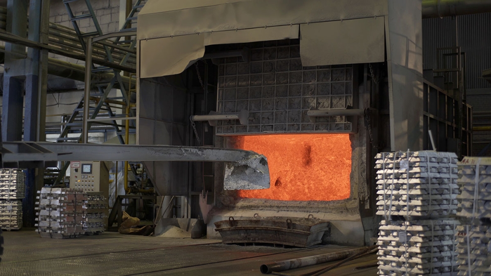 Aluminum Melting Furnace - R.T. Patterson Company